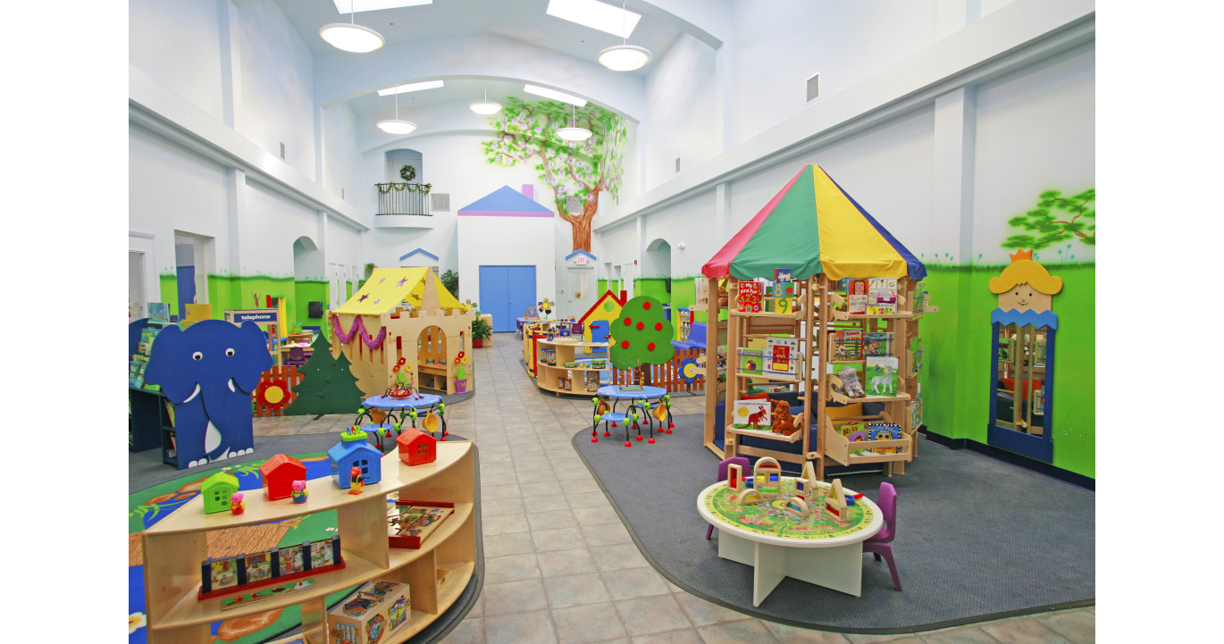 Creative World School